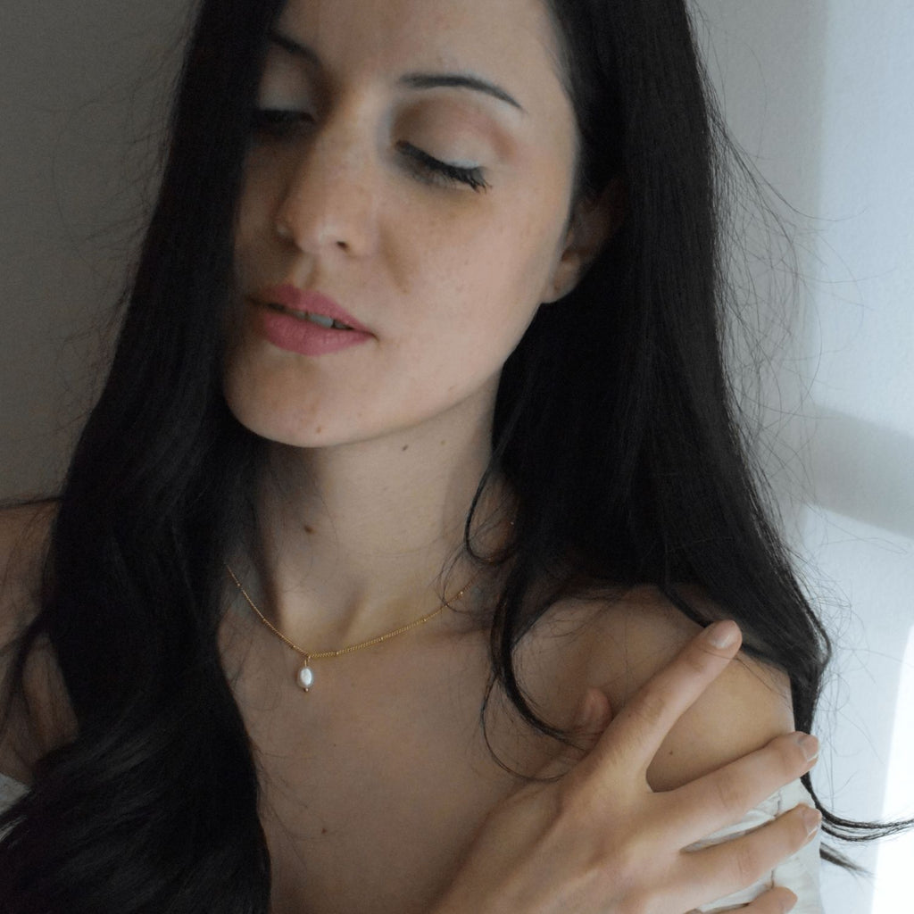 Margot Necklace - Pearl Dainty Gold Plated - Women Jewelry – Piper & Pearl Jewelry